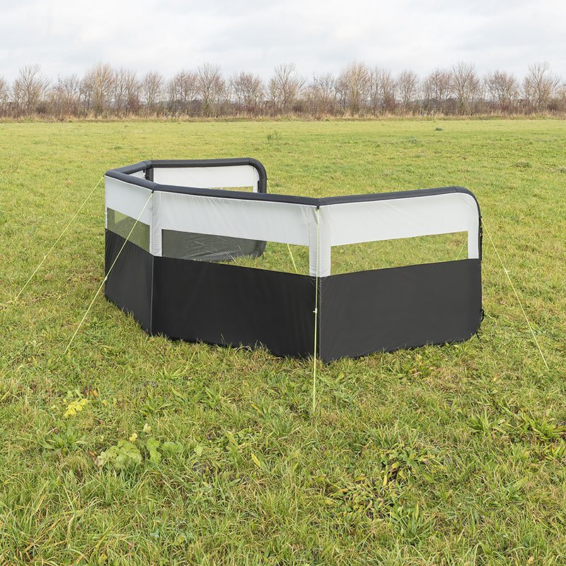 Windschutz aufblasbar 840x140cm, CHF 451.70